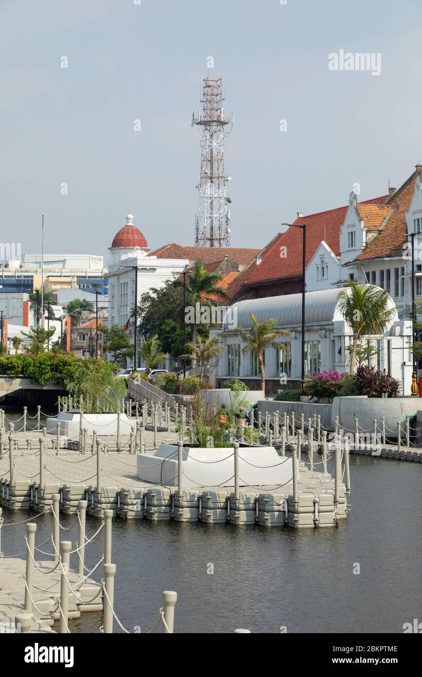 Jakarta toko merah hi-res stock photography and images - Alamy