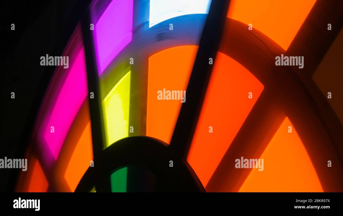 Rotating circles optical illusion hi-res stock photography and images ...