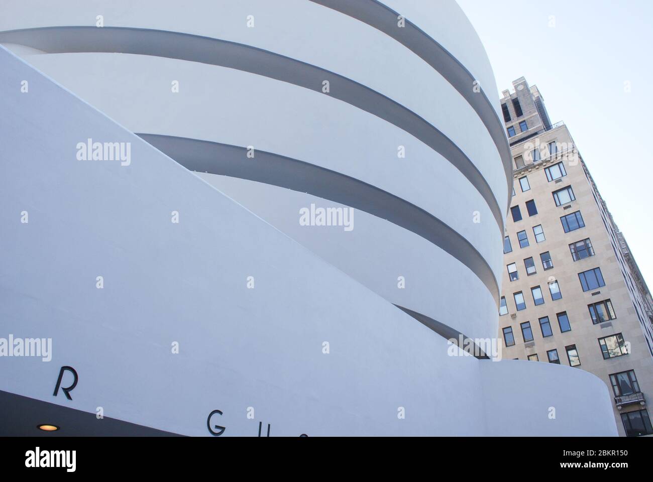 Modernist Modernism White Guggenheim Museum, 1071 Fifth Avenue at 89th ...