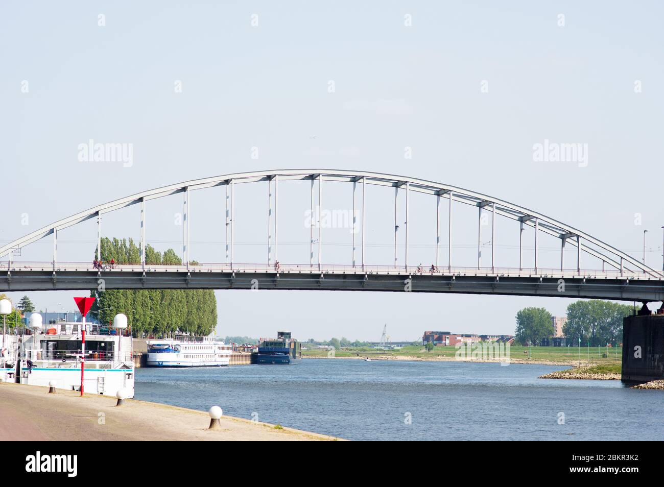 Battle of arnhem bridge hi-res stock photography and images - Alamy