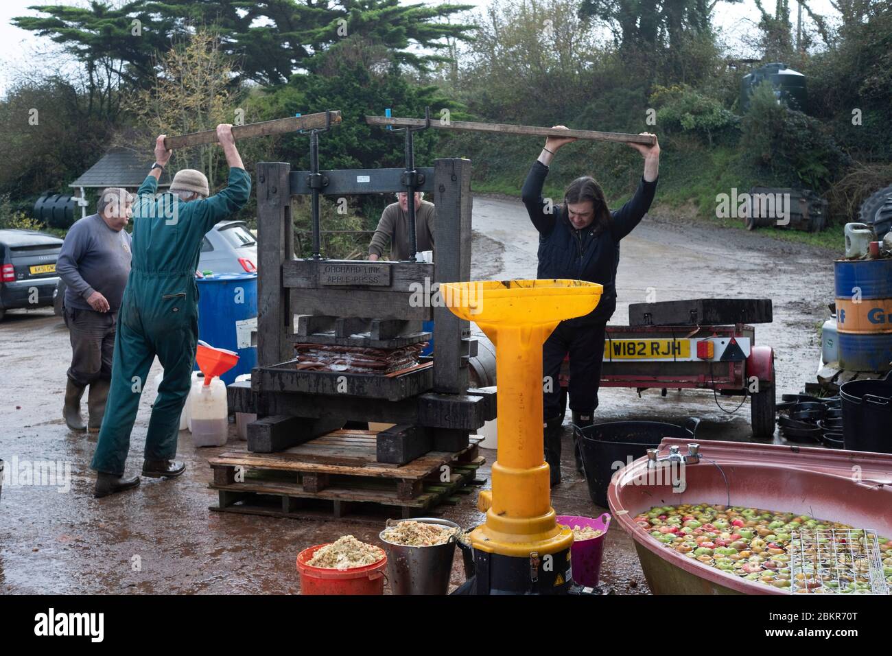 Cider Making High Resolution Stock Photography and Images - Alamy