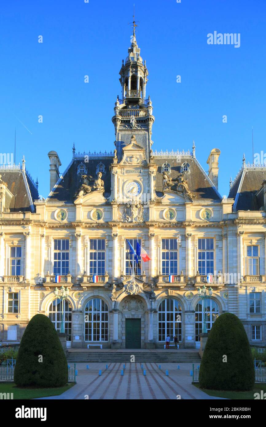 France haute vienne limoges place hi-res stock photography and images ...