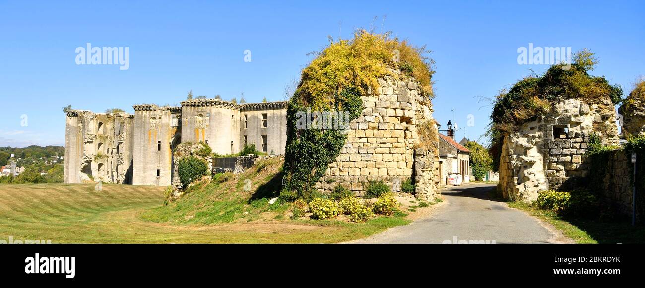 Unfinished castle hi-res stock photography and images - Alamy