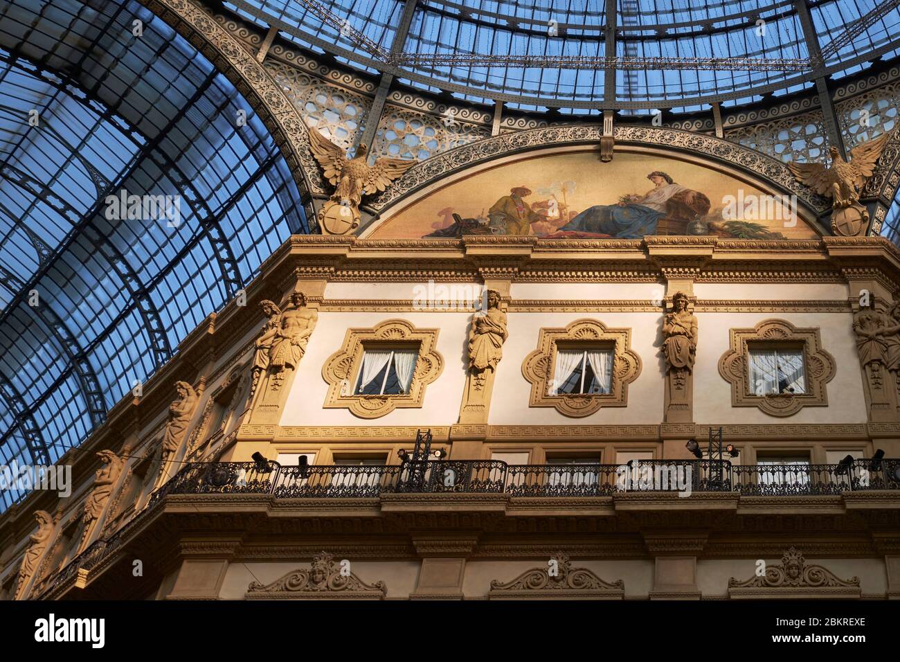 Italy, Lombardy, Milan, Vittorio Emmanuel II gallery, shopping arcade ...