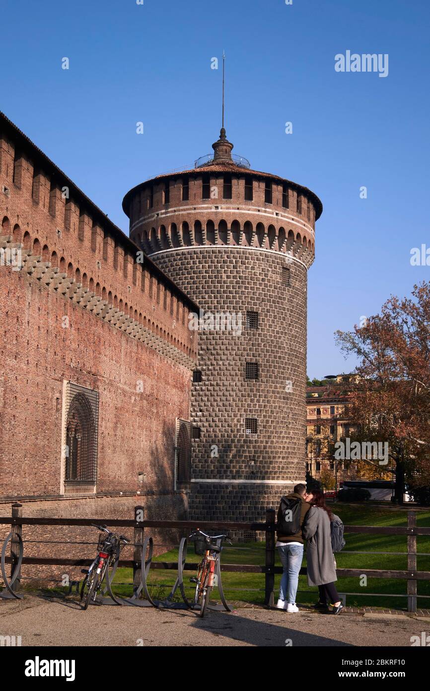 15th century castle francesco hi-res stock photography and images - Alamy