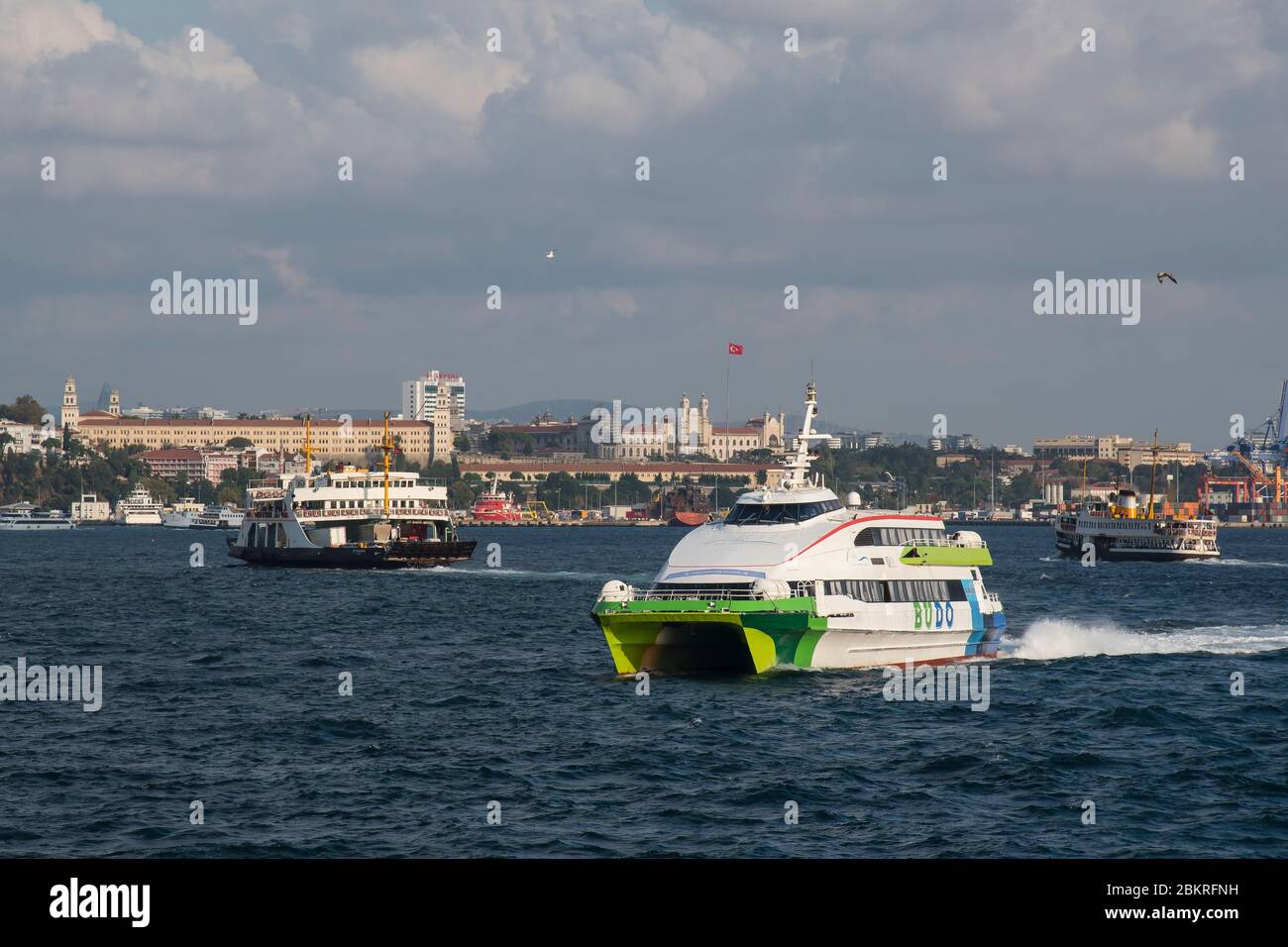 Turkey, Istanbul, ferries crossing the Bosphorus Stock Photo - Alamy