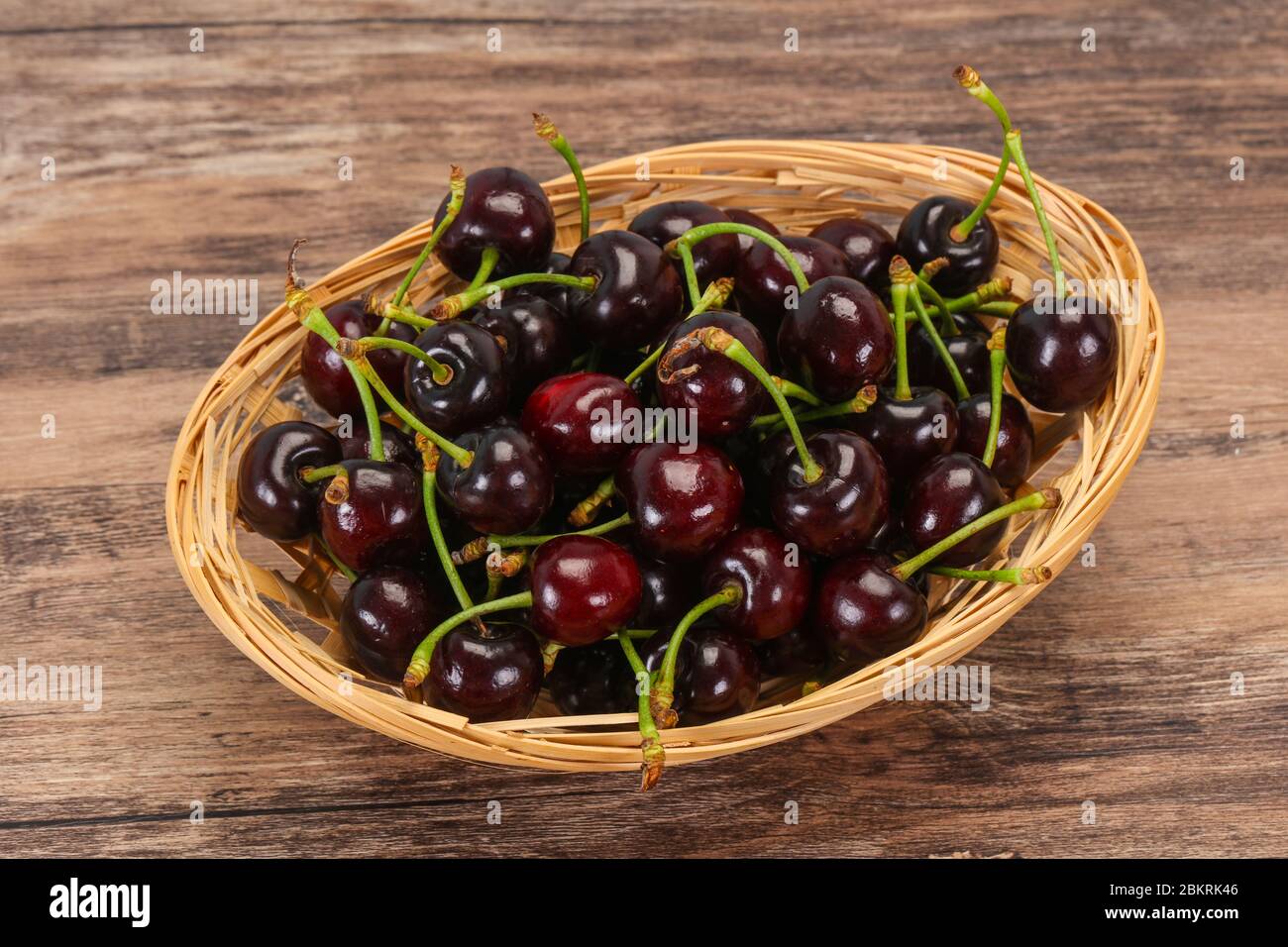 Ripe sweet tasty fresh cherry berry Stock Photo - Alamy