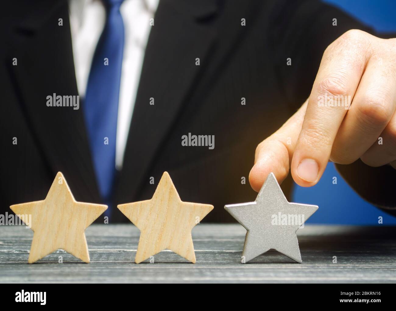 Feedback analysis hi-res stock photography and images - Alamy