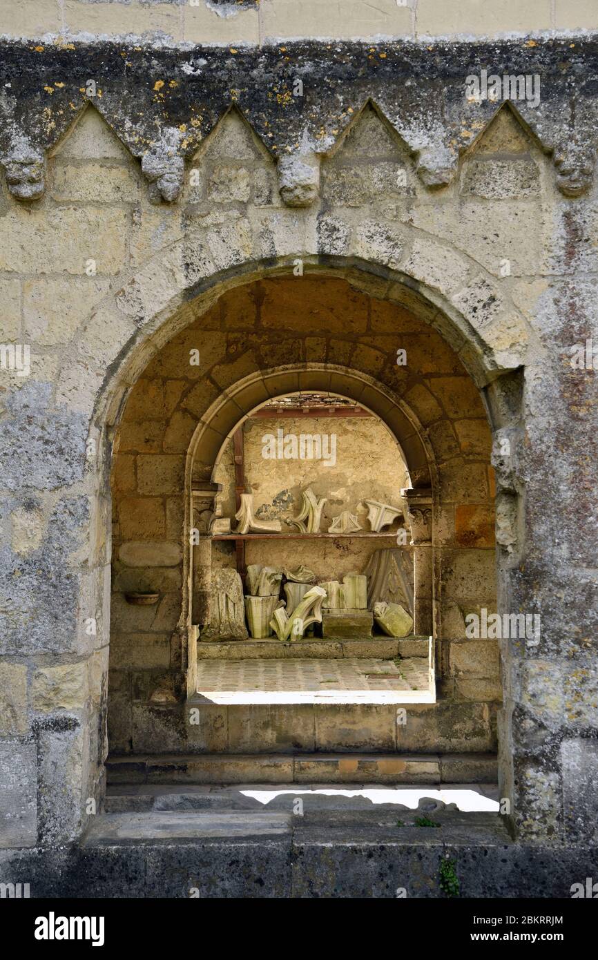 Former knights templar building hi-res stock photography and images - Alamy