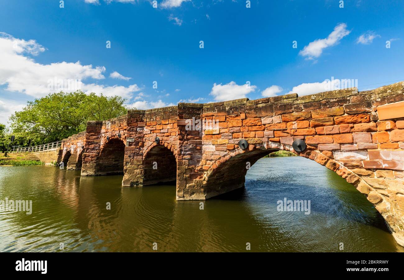 Old red sandstone hi-res stock photography and images - Alamy