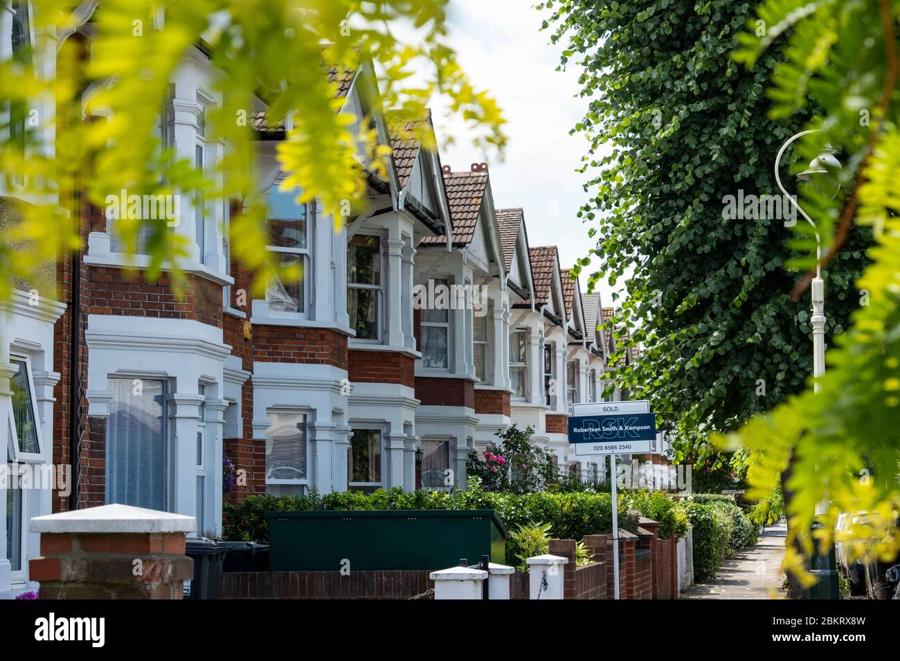 Ealing, West London- row of typical terraced houses Stock Photo - Alamy