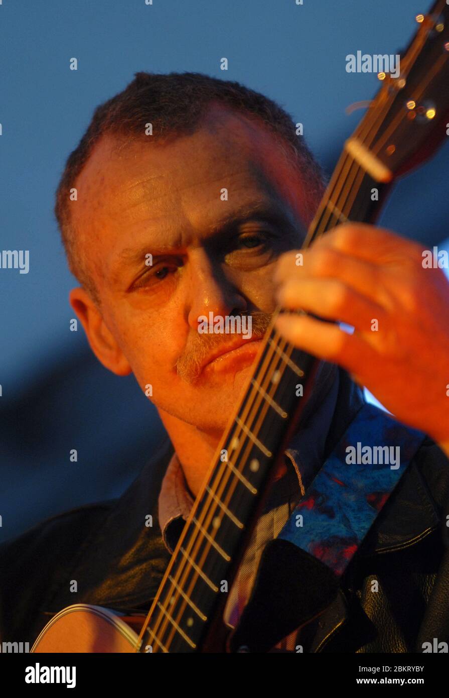 Sixties uk folk revival hi-res stock photography and images - Alamy