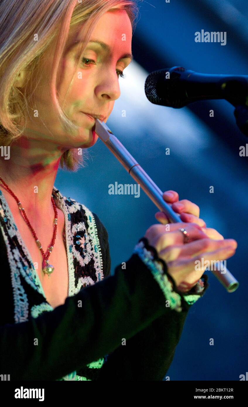 Irish Folk Singer Cara Dillon at the Moseley Folk Festival. Sunday 6th ...