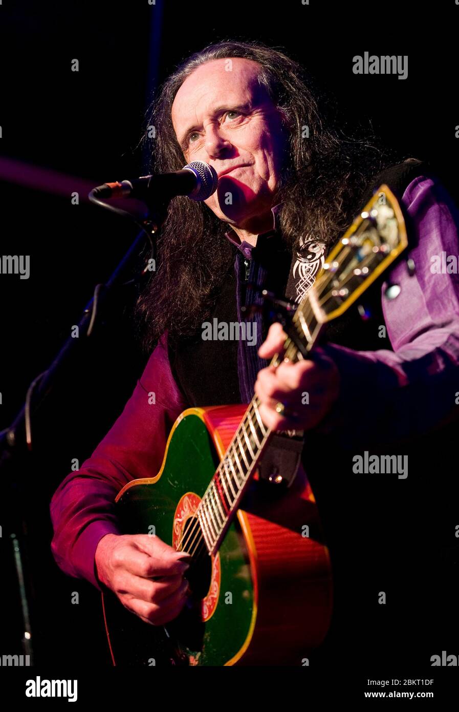 Donovan pop singer hi-res stock photography and images - Alamy