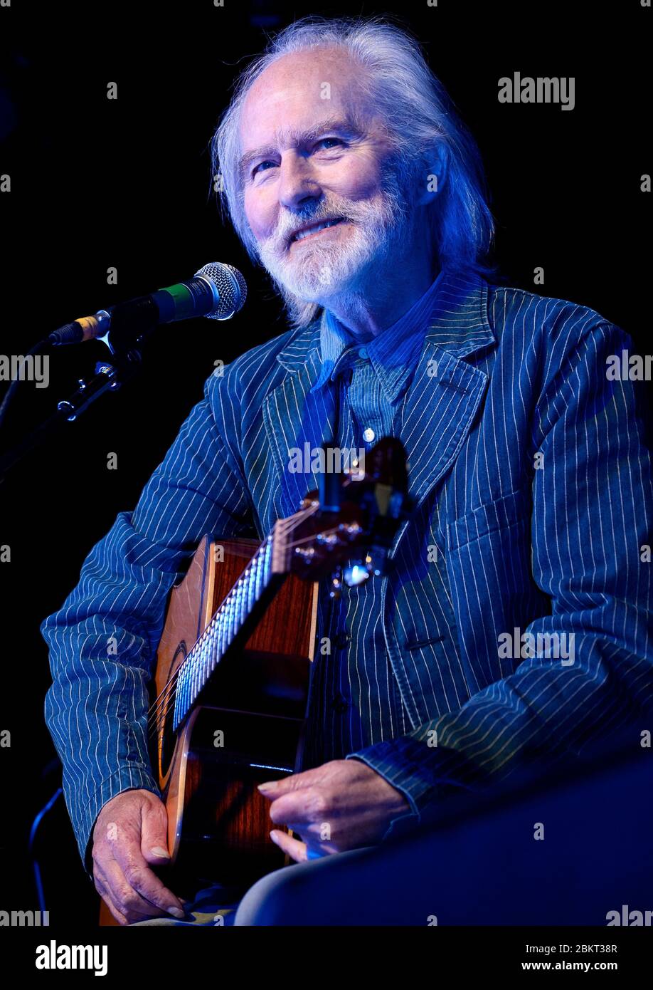 Harper simon hi-res stock photography and images - Alamy