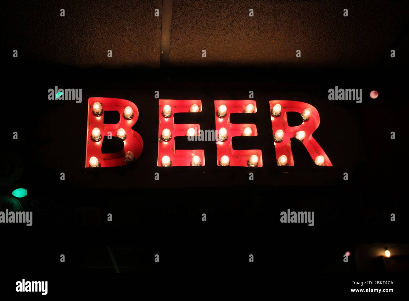 Generic beer hi-res stock photography and images - Alamy
