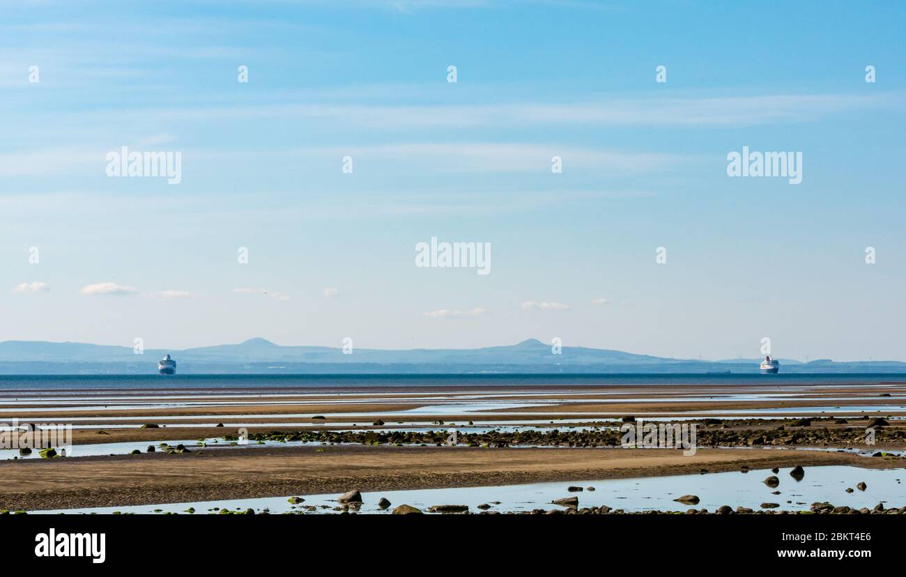 Firth of Forth, Scotland, United Kingdom. 5th May, 2020. UK Weather ...