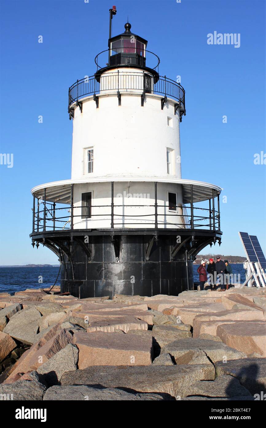 Spring point ledge lighthouse portland maine hi-res stock photography ...