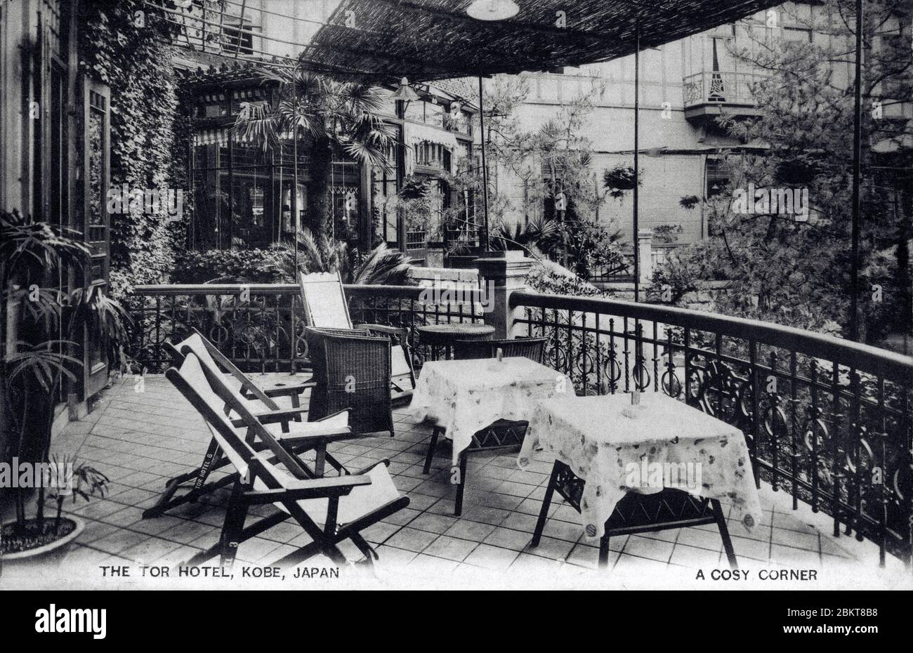 [ 1910s Japan - Courtyard of Western-Style Hotel in Kobe ] — The ...