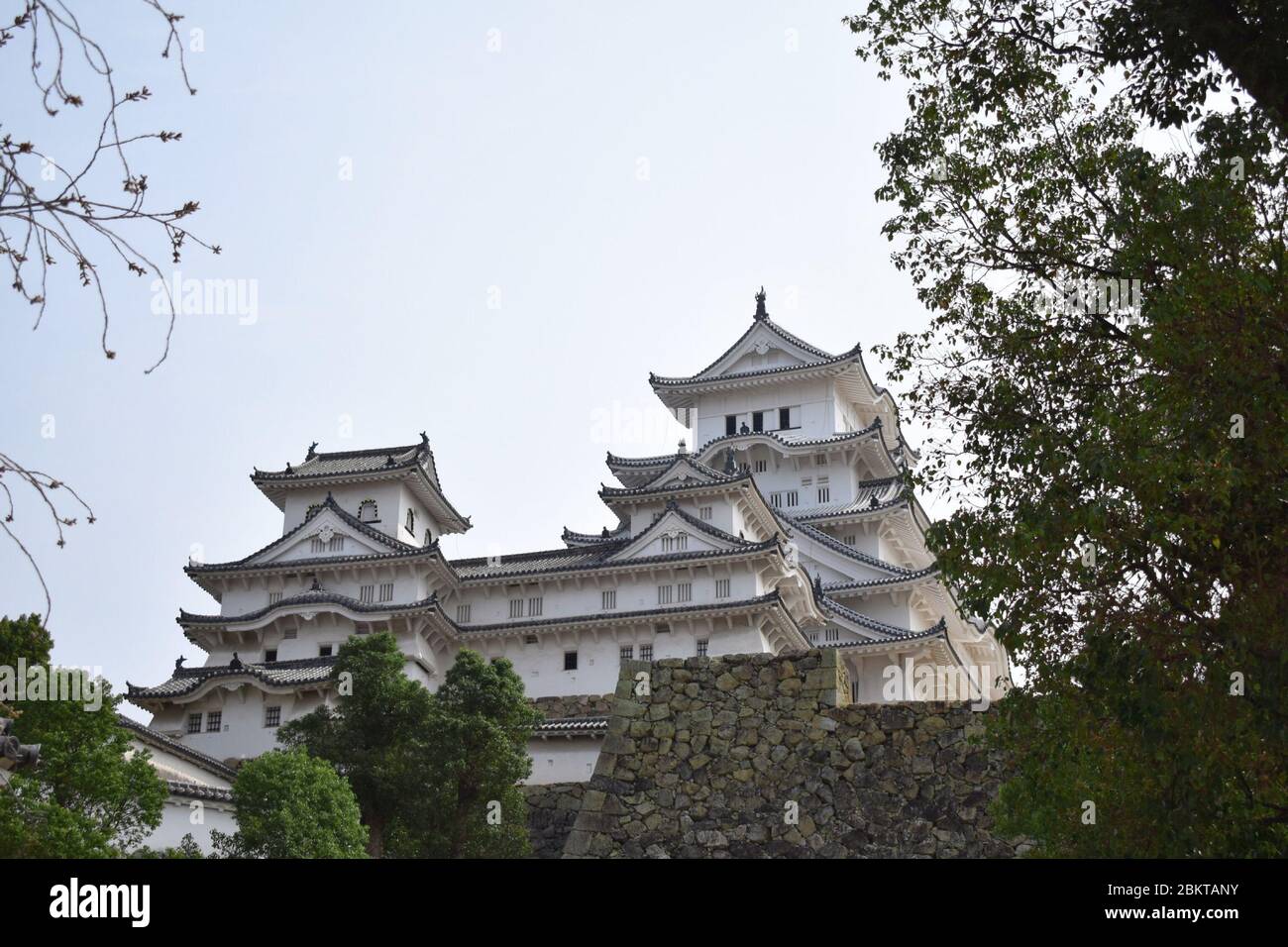 Himeji-jo castle, one of the few original castles, built in 1580 ...