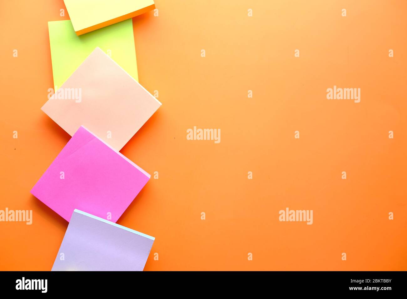 White sticky note copy hi-res stock photography and images - Alamy