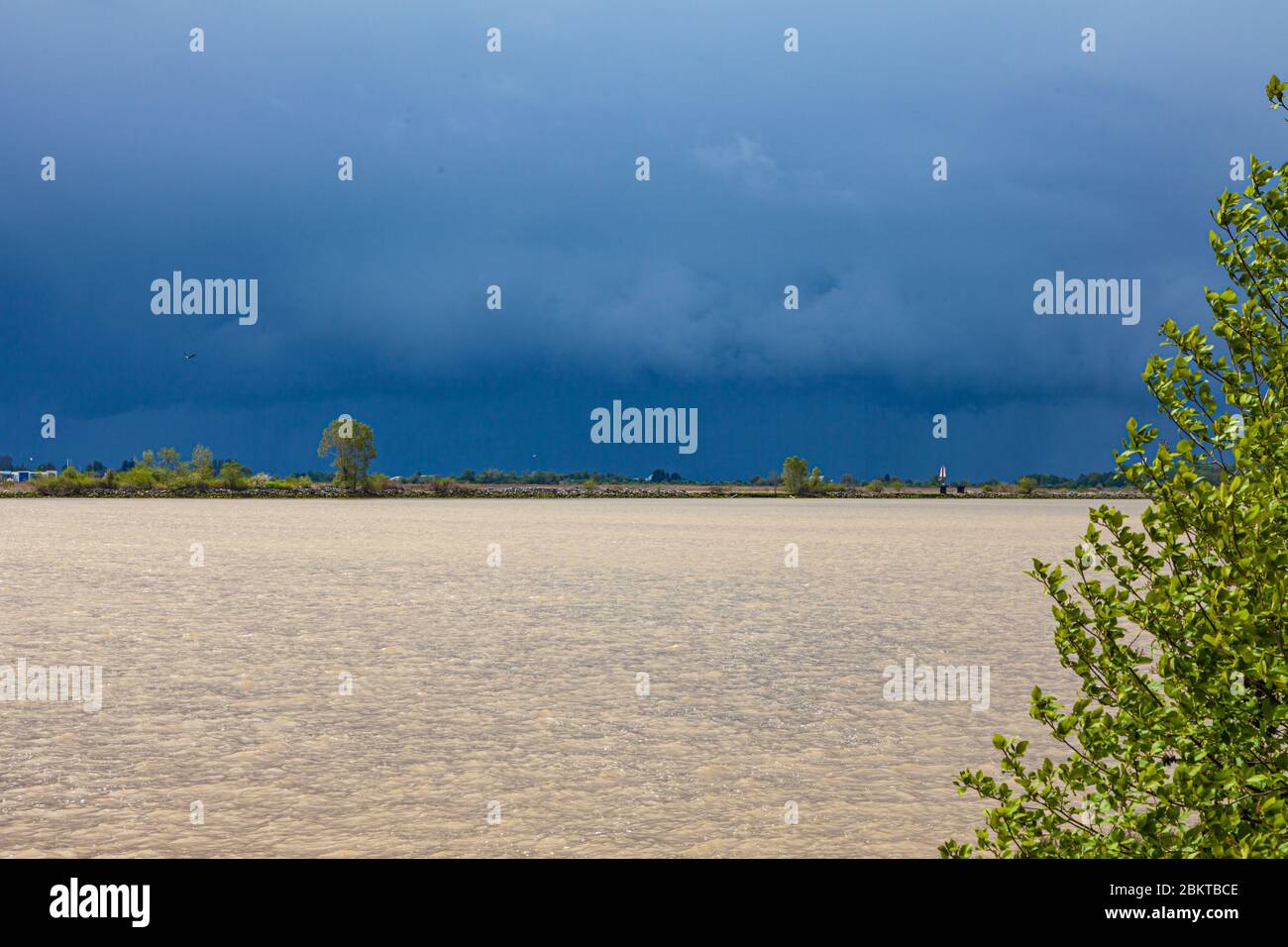 Approaching weather system hi-res stock photography and images - Alamy