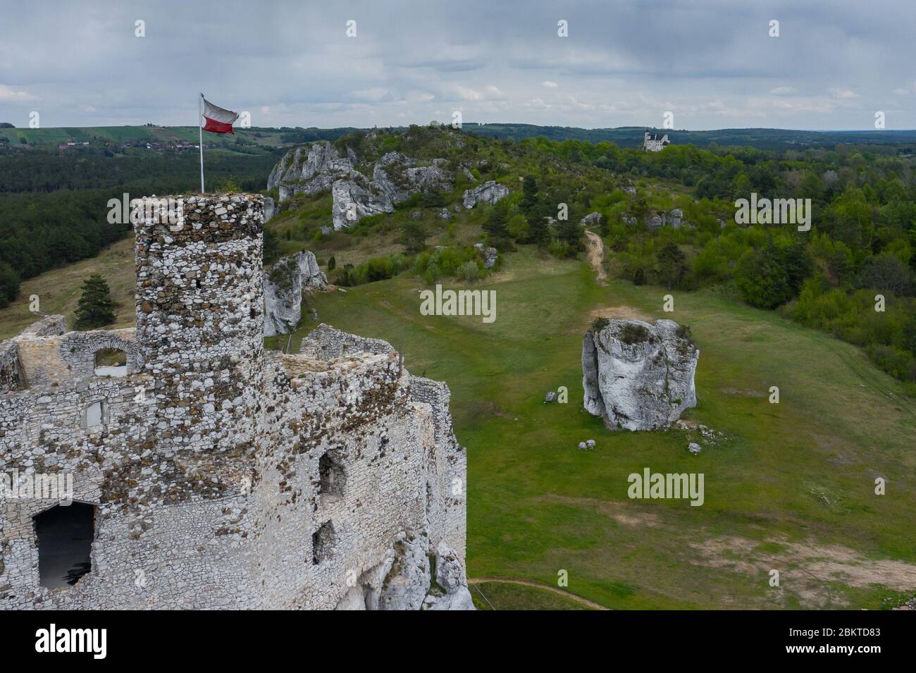 The trail of eagles nests hi-res stock photography and images - Alamy