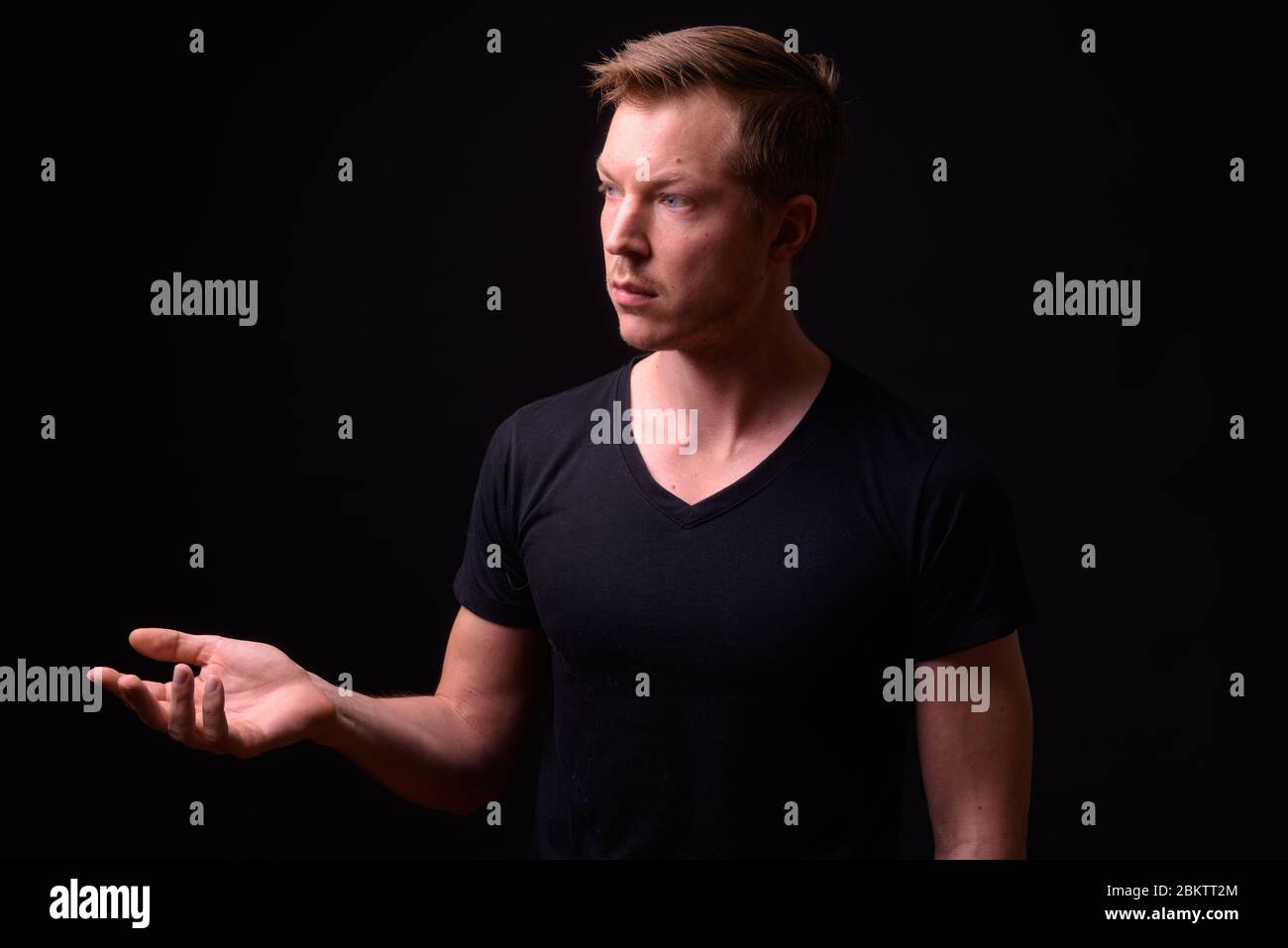 Explaining something hi-res stock photography and images - Alamy