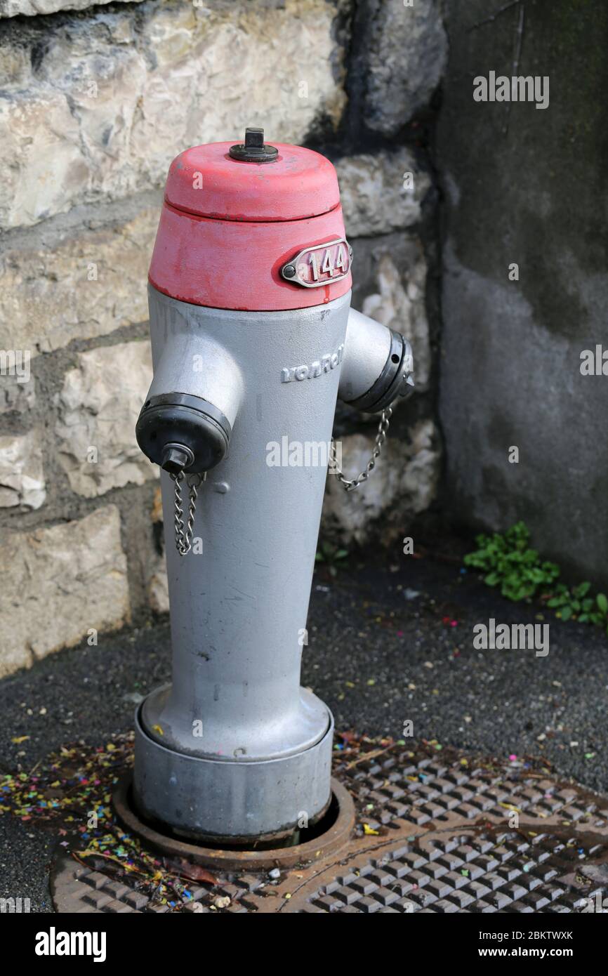 Hydrant switzerland hi-res stock photography and images - Alamy