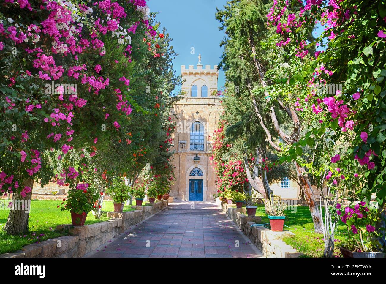 Jamal catholic hi-res stock photography and images - Alamy