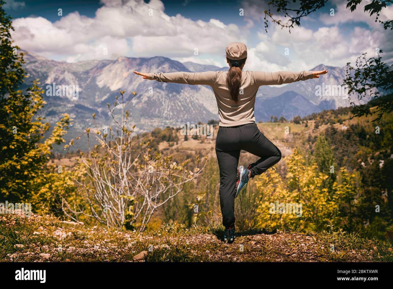 Sports in nature hi-res stock photography and images - Alamy
