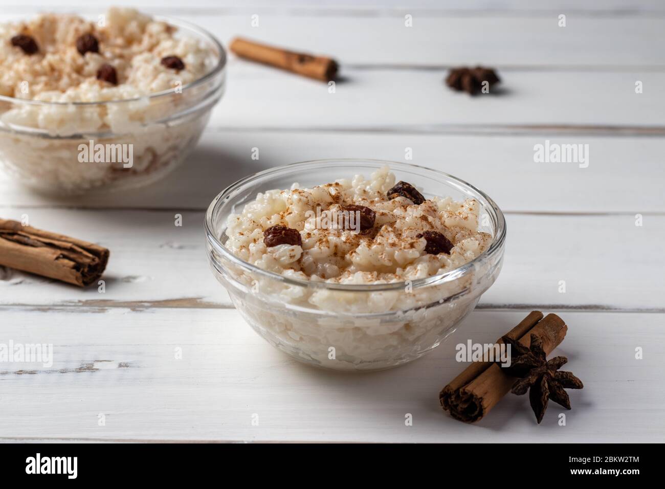 Peruvian rice with milk dessert, cinnamon and rises Stock Photo - Alamy