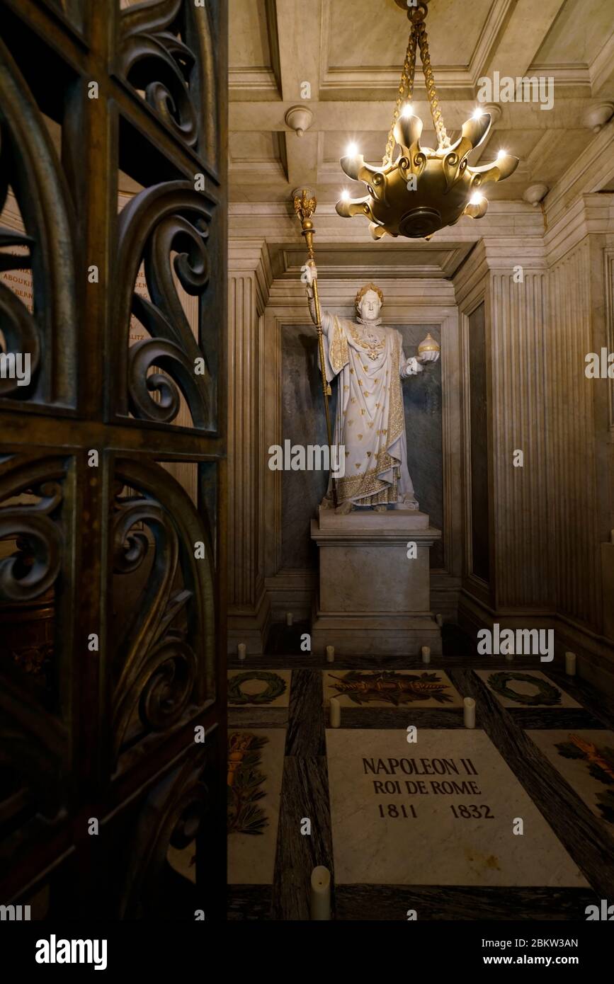 The tomb of Napoleon II, the klng of Rome in the crypt of Dome des ...