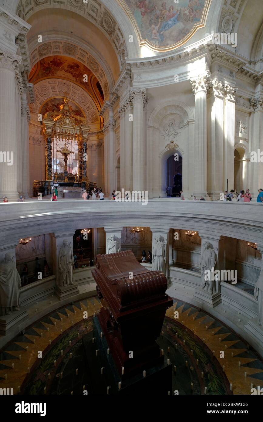 Les Invalides Interior
