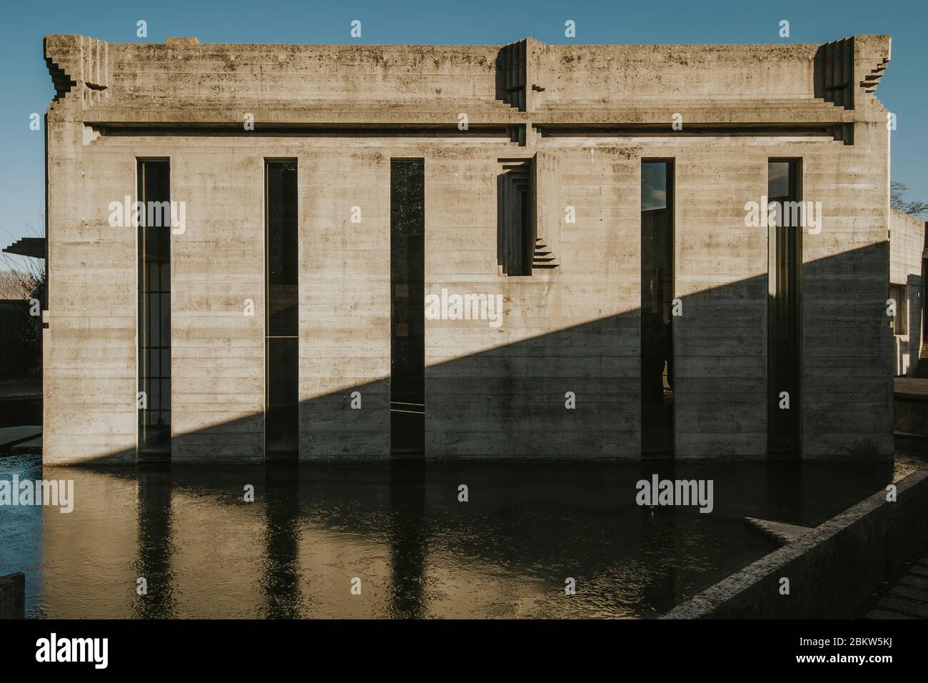 Tomba building hi-res stock photography and images - Alamy