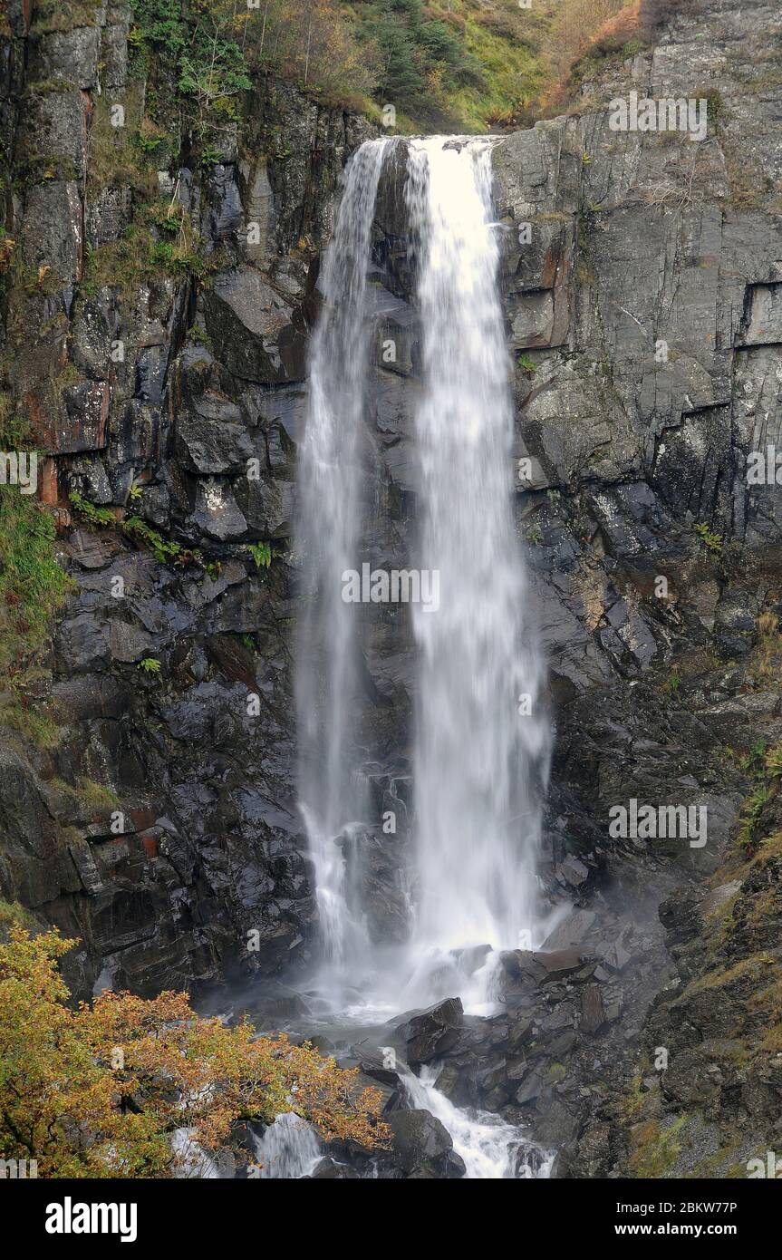Rhaeadr fawr waterfall hi-res stock photography and images - Alamy