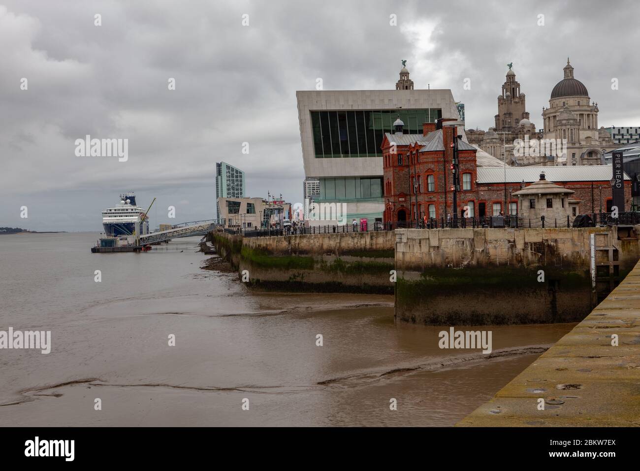 Cruise ship at Liverpool Cruise Terminal, with the Museum of Liverpool ...