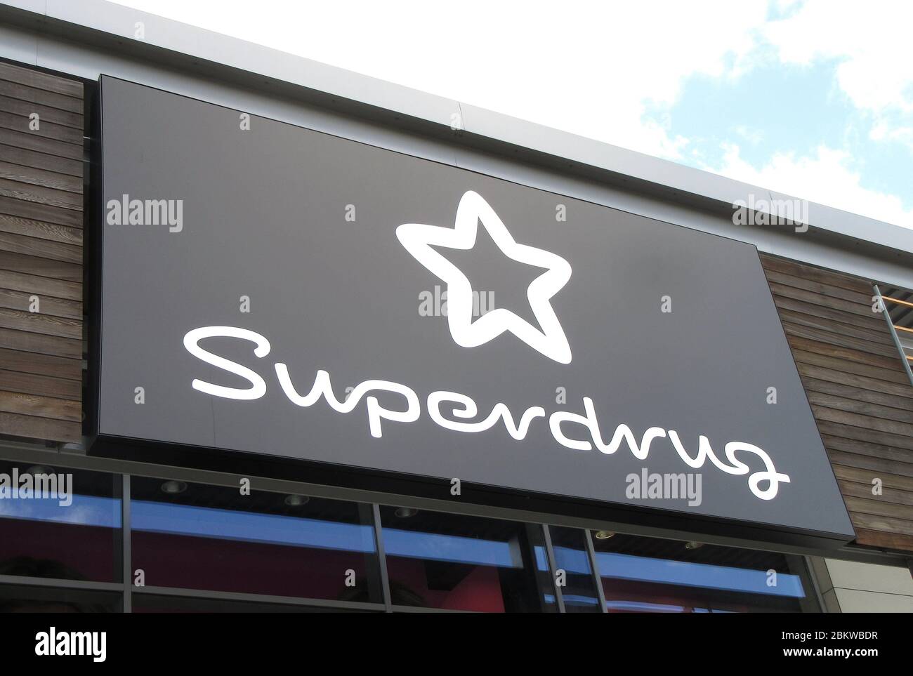 Superdrug logo hi-res stock photography and images - Alamy