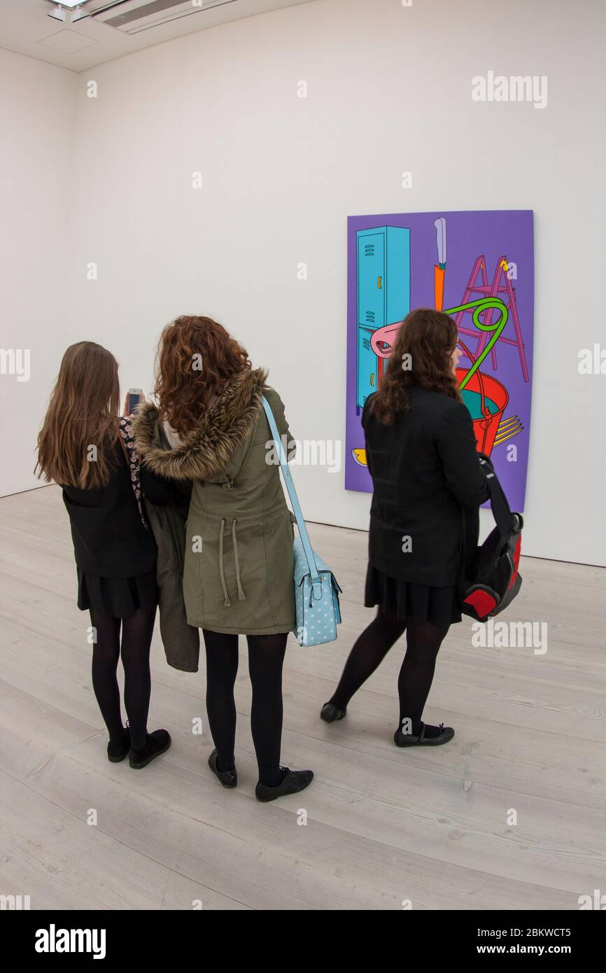 Art Appreciation, Saatchi Gallery, London Stock Photo - Alamy