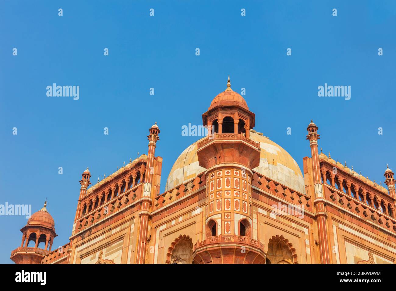 Tomb of Safdar Jang, 1754, Delhi, India Stock Photo - Alamy