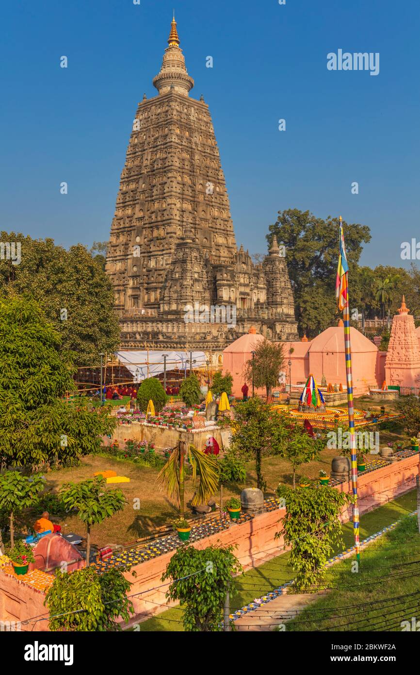 Mahabodhi Temple, Bodh Gaya, Bihar, India Stock Photo - Alamy