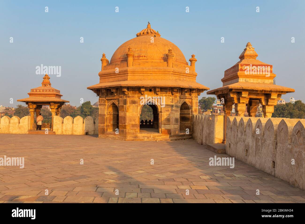 Tomb of Sher Shah Suri, 1545, Sasaram, Bihar, India Stock Photo - Alamy