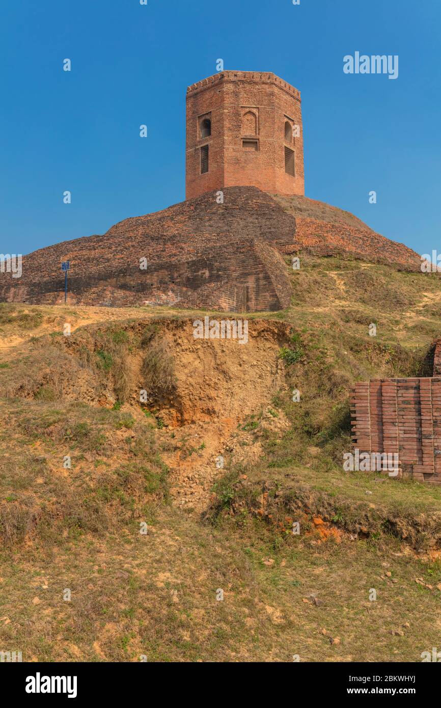 Chaukhandi stupa sarnath uttar pradesh hi-res stock photography and ...