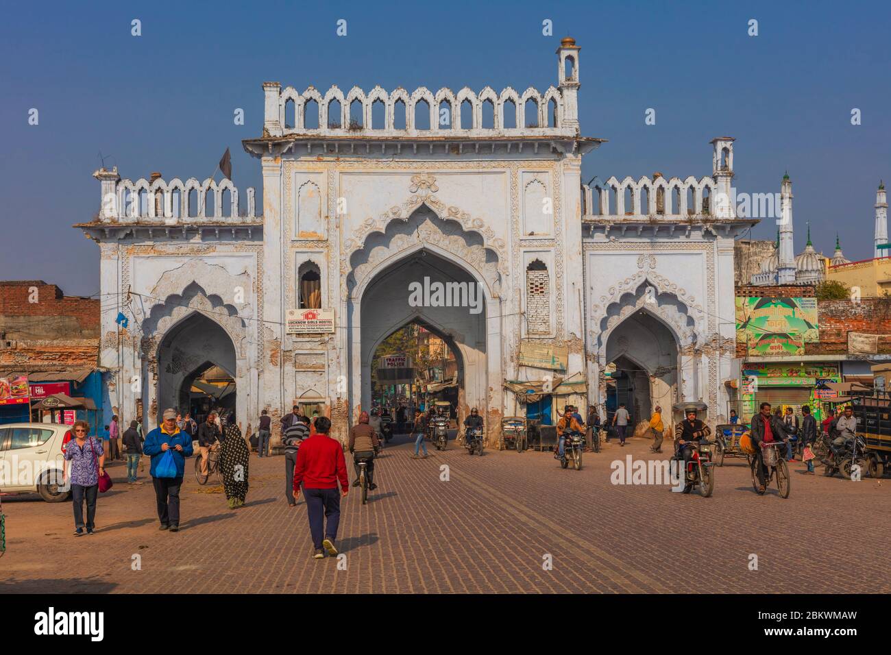 Indian building gate hi-res stock photography and images - Alamy