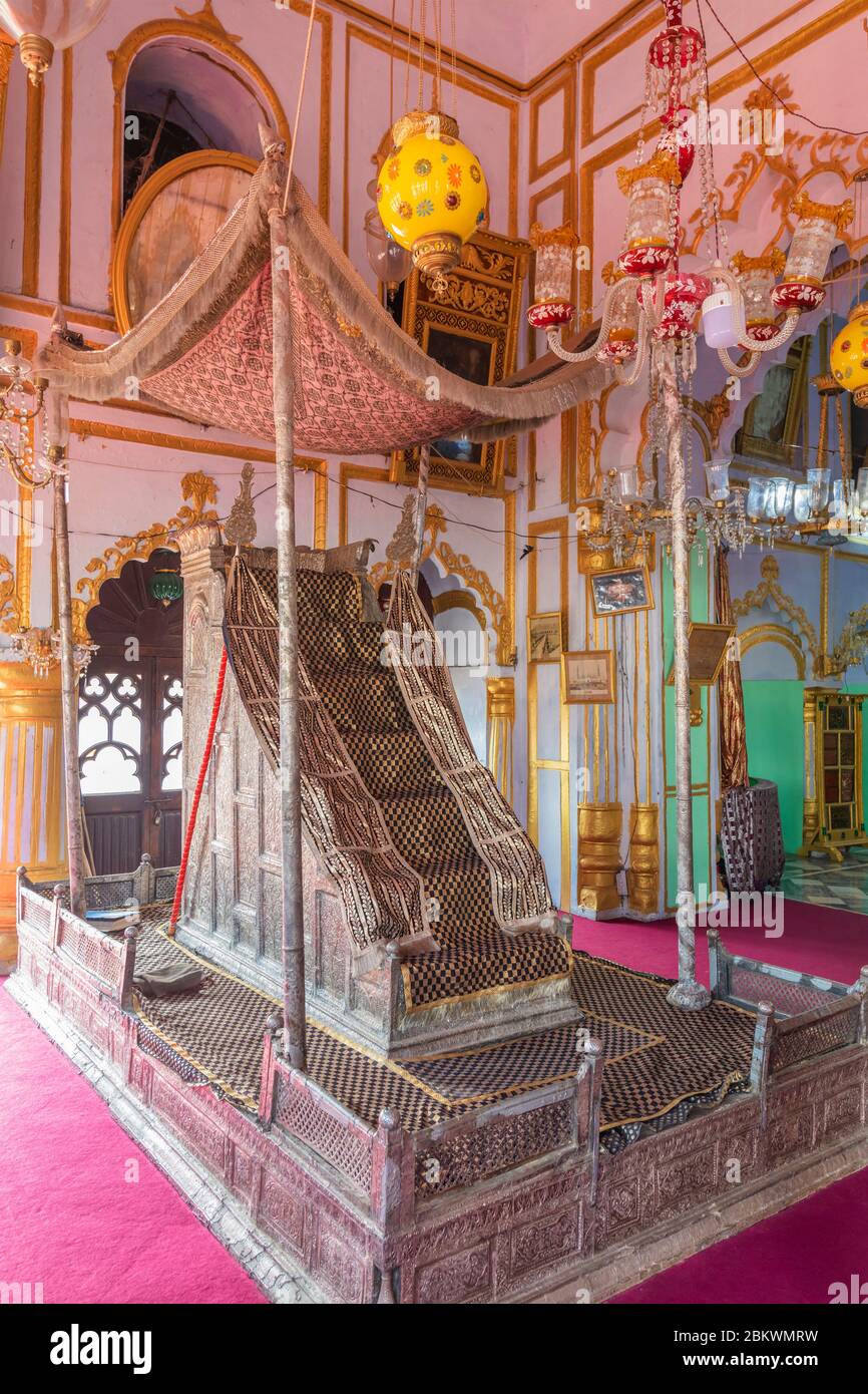 Silver throne of Muhammad Ali Shah, third Nawab of Awadh, Chota ...