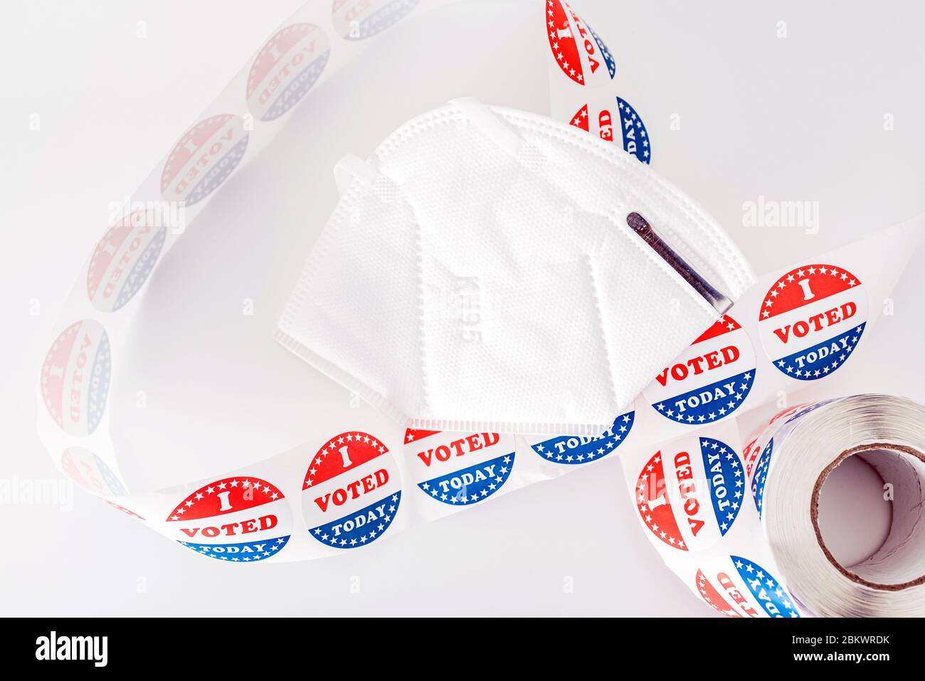 To vote with a mask to protect us from contagions during political ...
