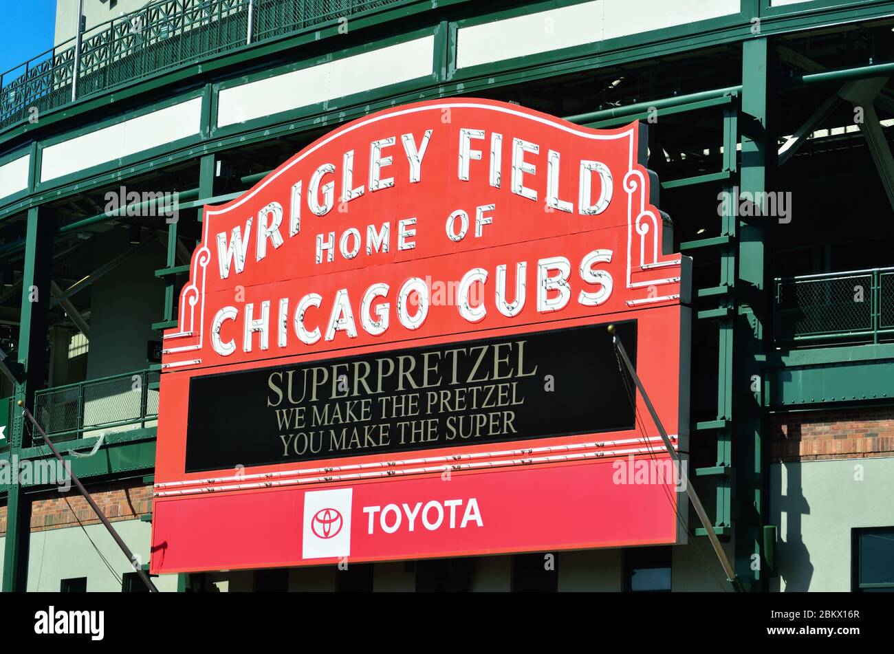 Entrance marquee hi-res stock photography and images - Alamy