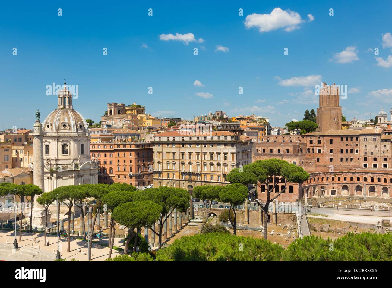 Ancient rome market square hi-res stock photography and images - Alamy