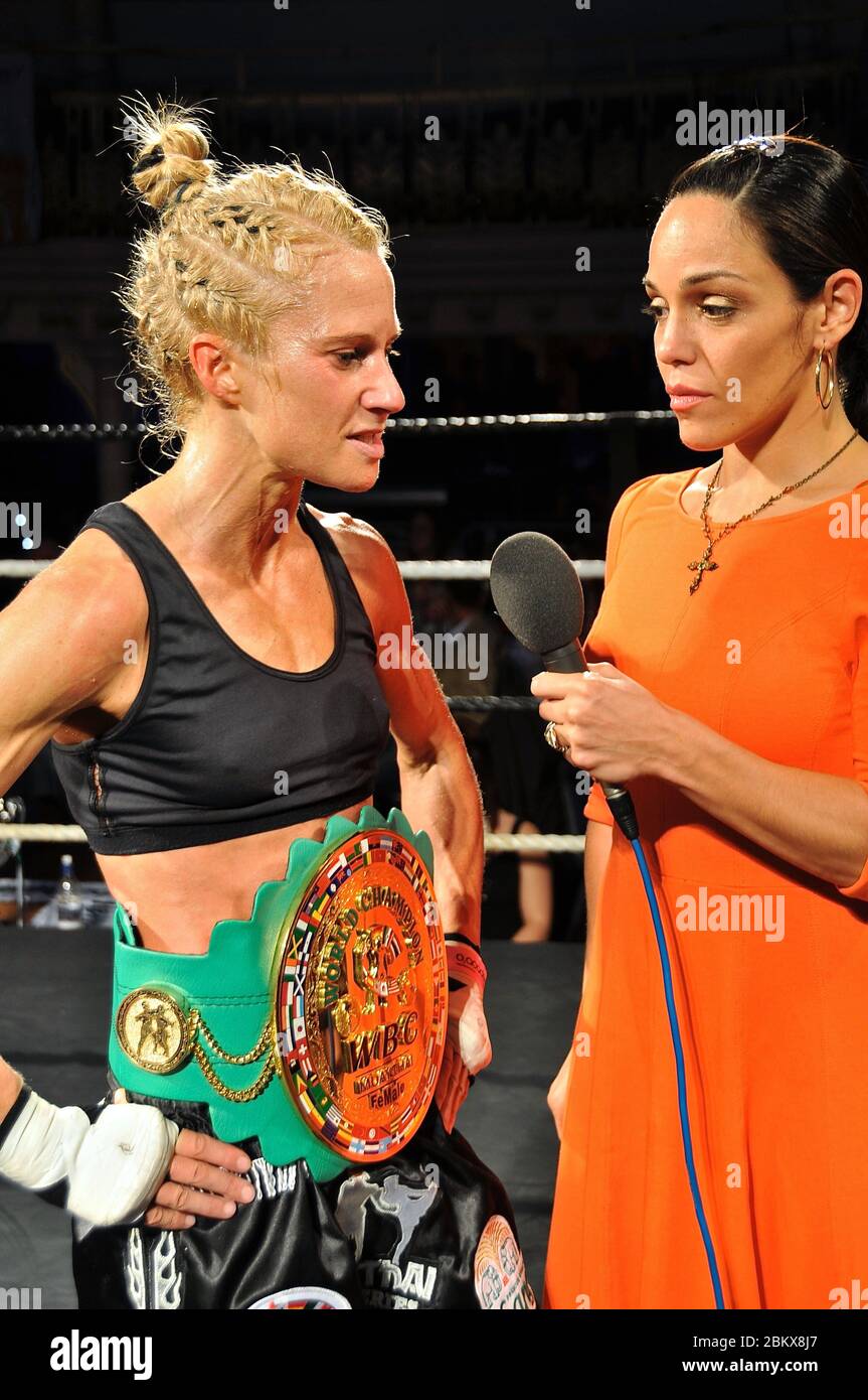 45 kg female champion hi-res stock photography and images - Alamy