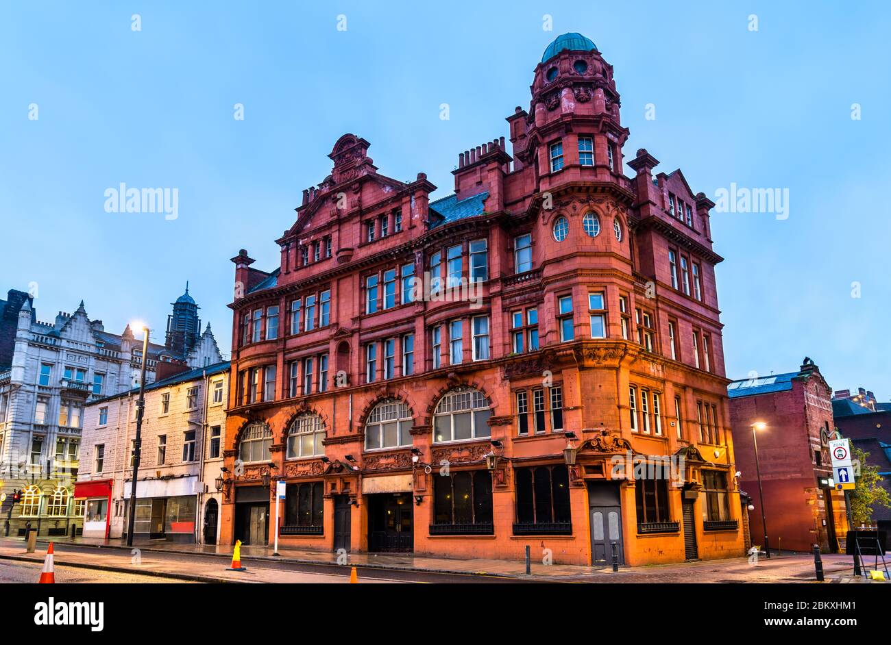 Architecture of Leeds in England Stock Photo - Alamy